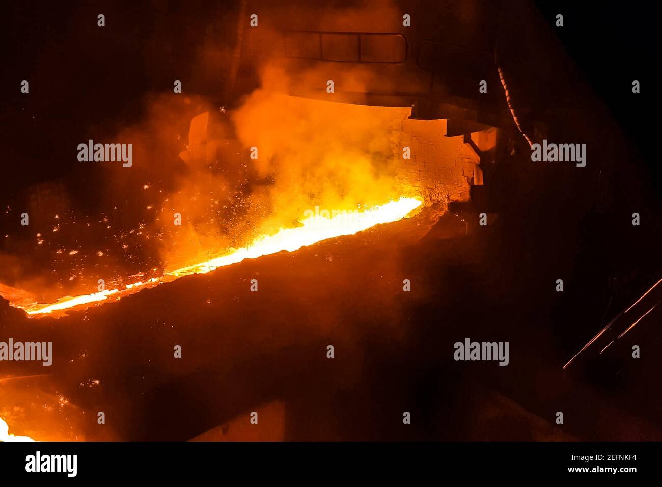 Remelting steel hi-res stock photography and images - Alamy