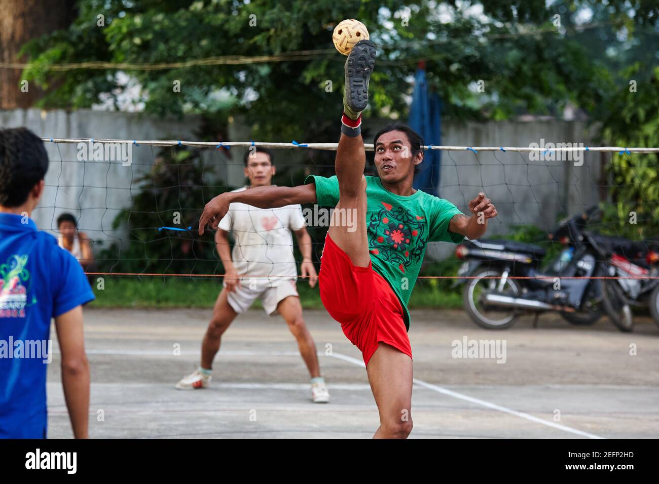 Sepak takraw players hi-res stock photography and images - Alamy