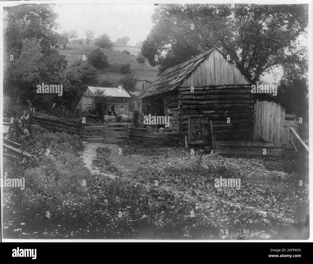 Old log building in Black and White Stock Photos & Images - Alamy