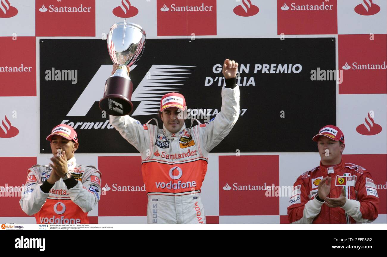 2007 kimi raikkonen trophy hi-res stock photography and images - Alamy