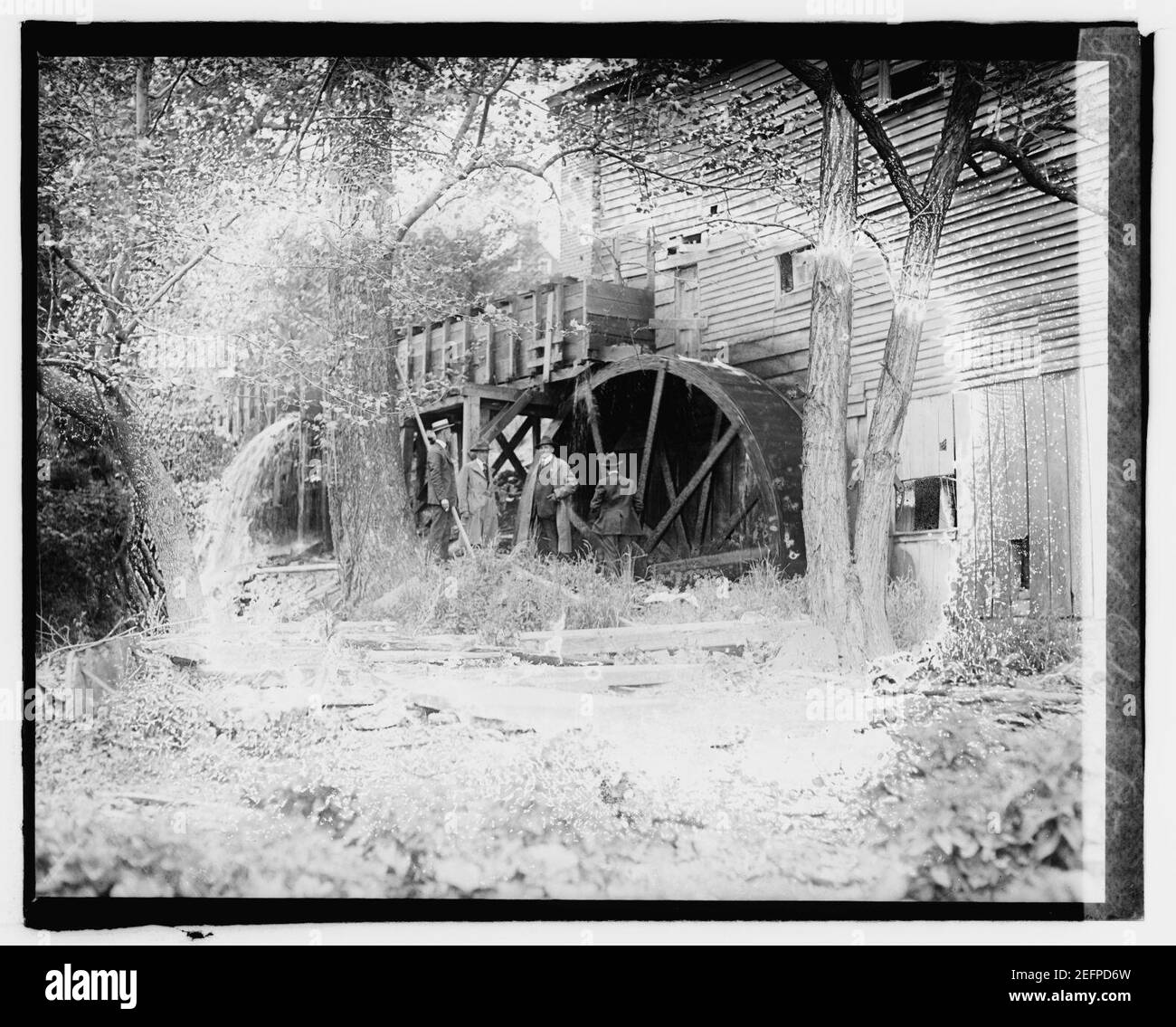 Old mill wheel, Colvin Run Stock Photo - Alamy