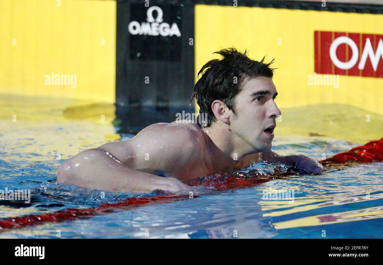 Usas michael phelps in pool hi-res stock photography and images - Alamy