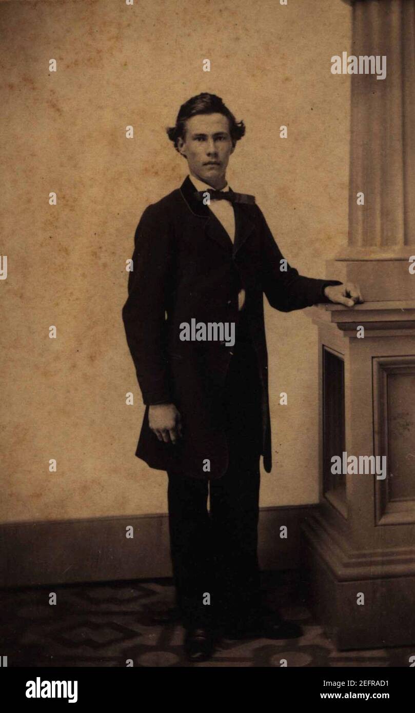 Oliver emerson hi-res stock photography and images - Alamy