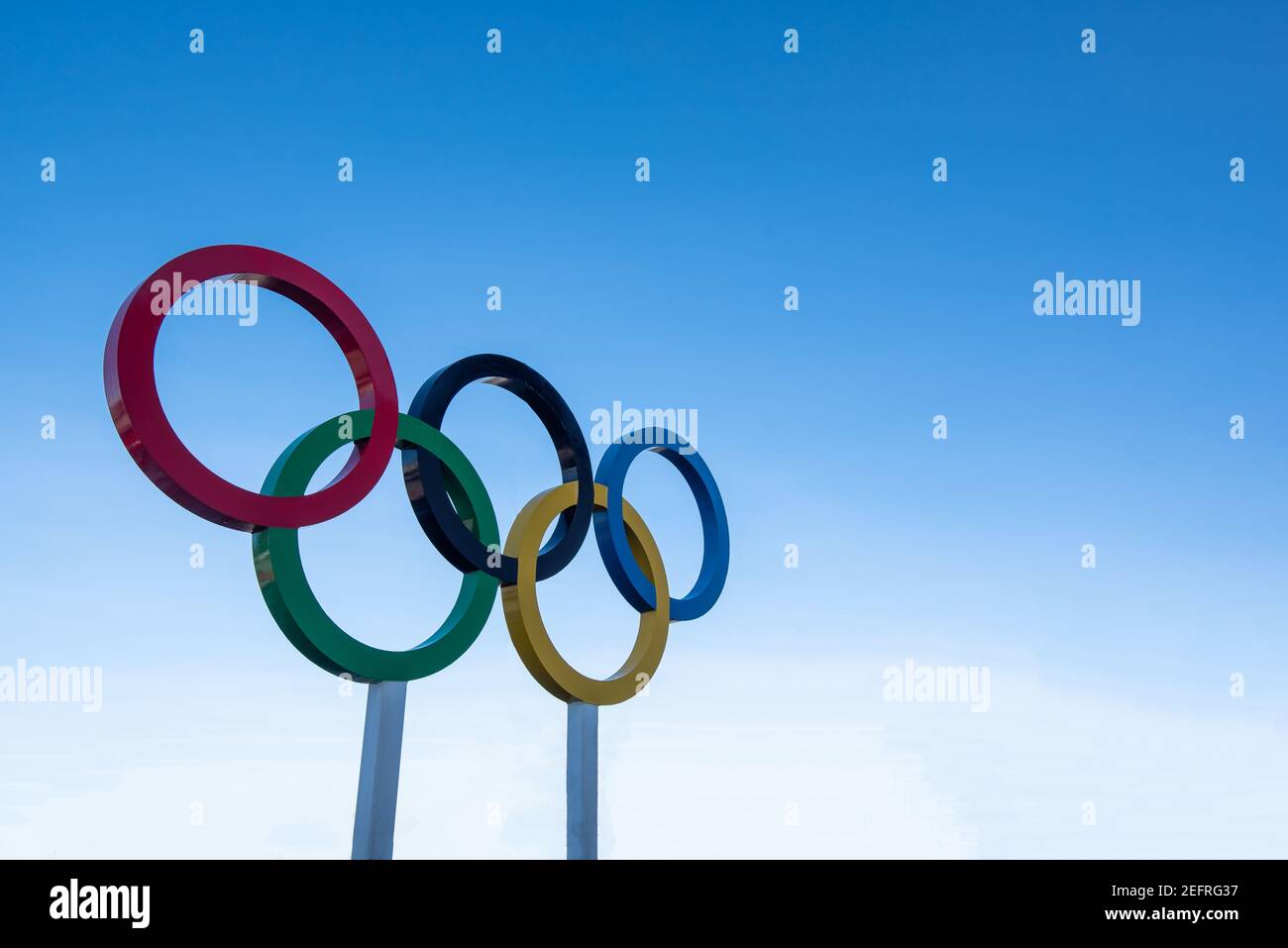Rio olympic stadium rings hi-res stock photography and images - Alamy