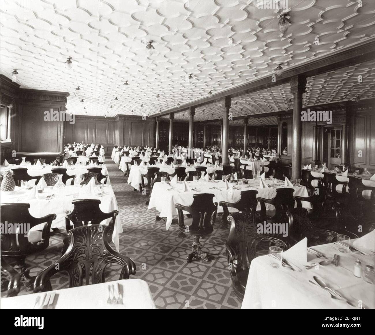 Olympic 2nd Class Dining Saloon Stock Photo - Alamy