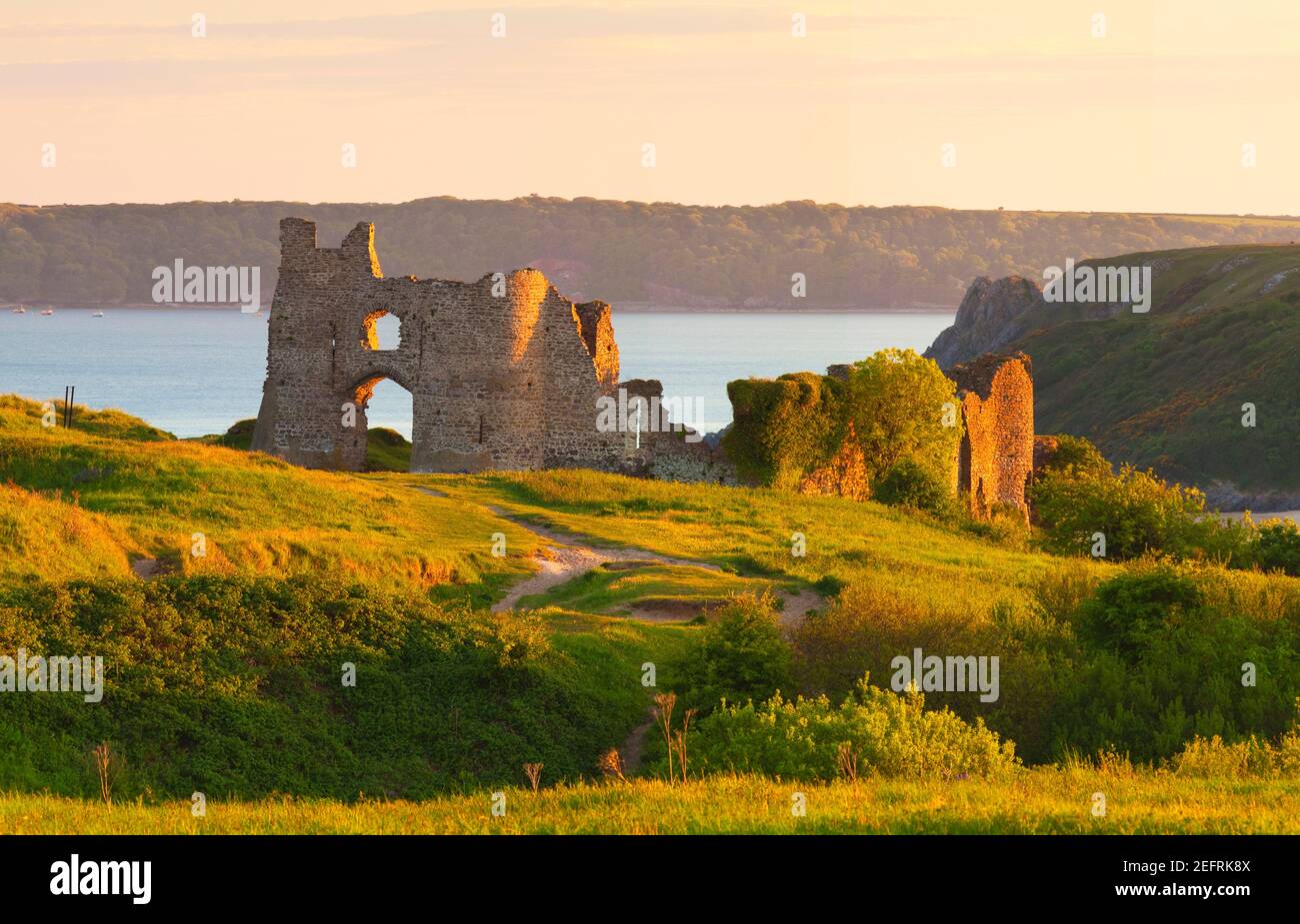 Pennard Castle, Three Cliffs Bay, Gower, Peninsula, Wales, UK Stock ...