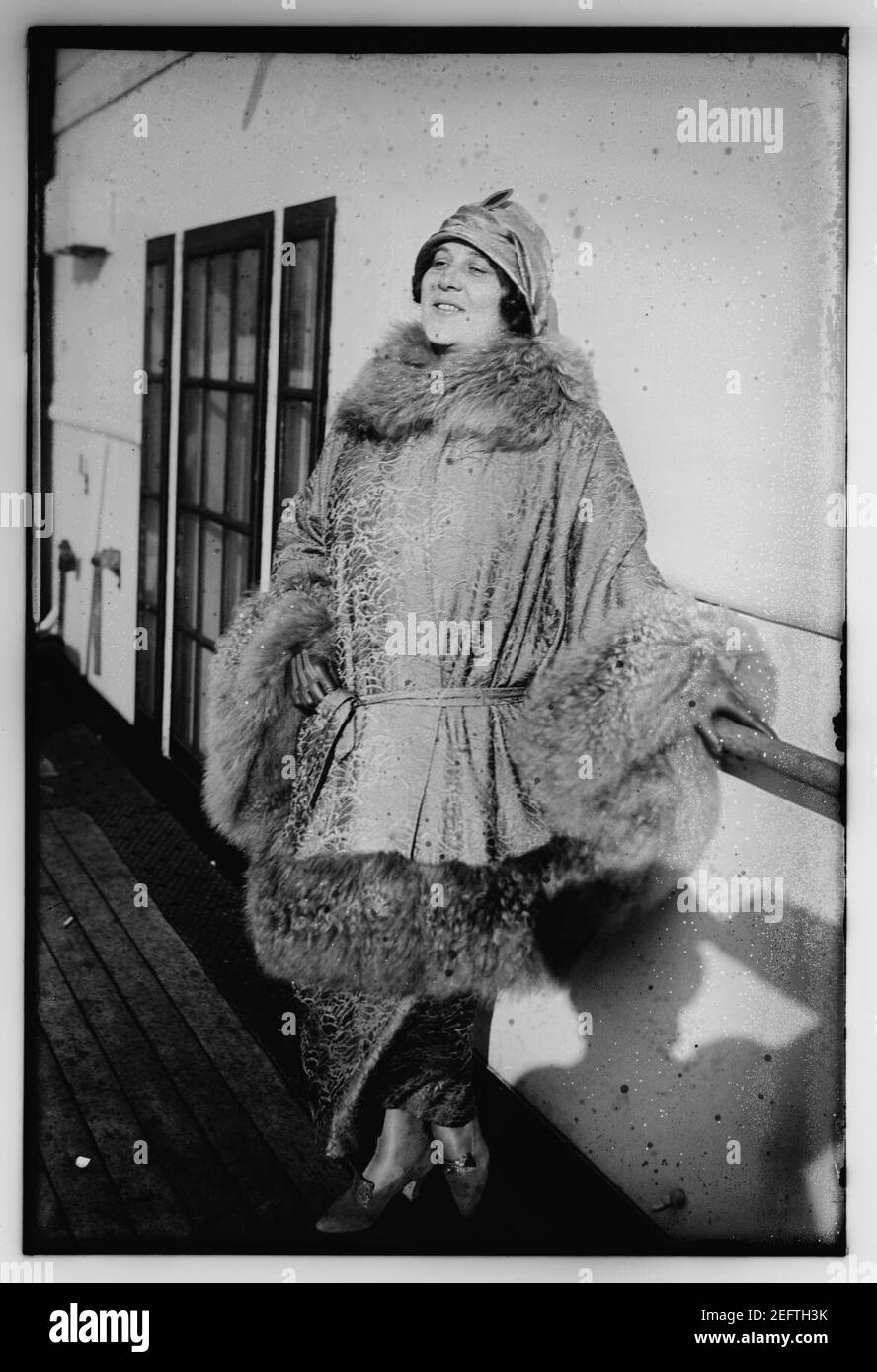 Onegin Black and White Stock Photos & Images - Alamy