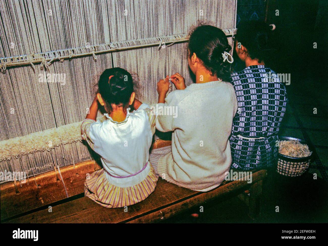 Traditional moroccan loom hi-res stock photography and images - Alamy