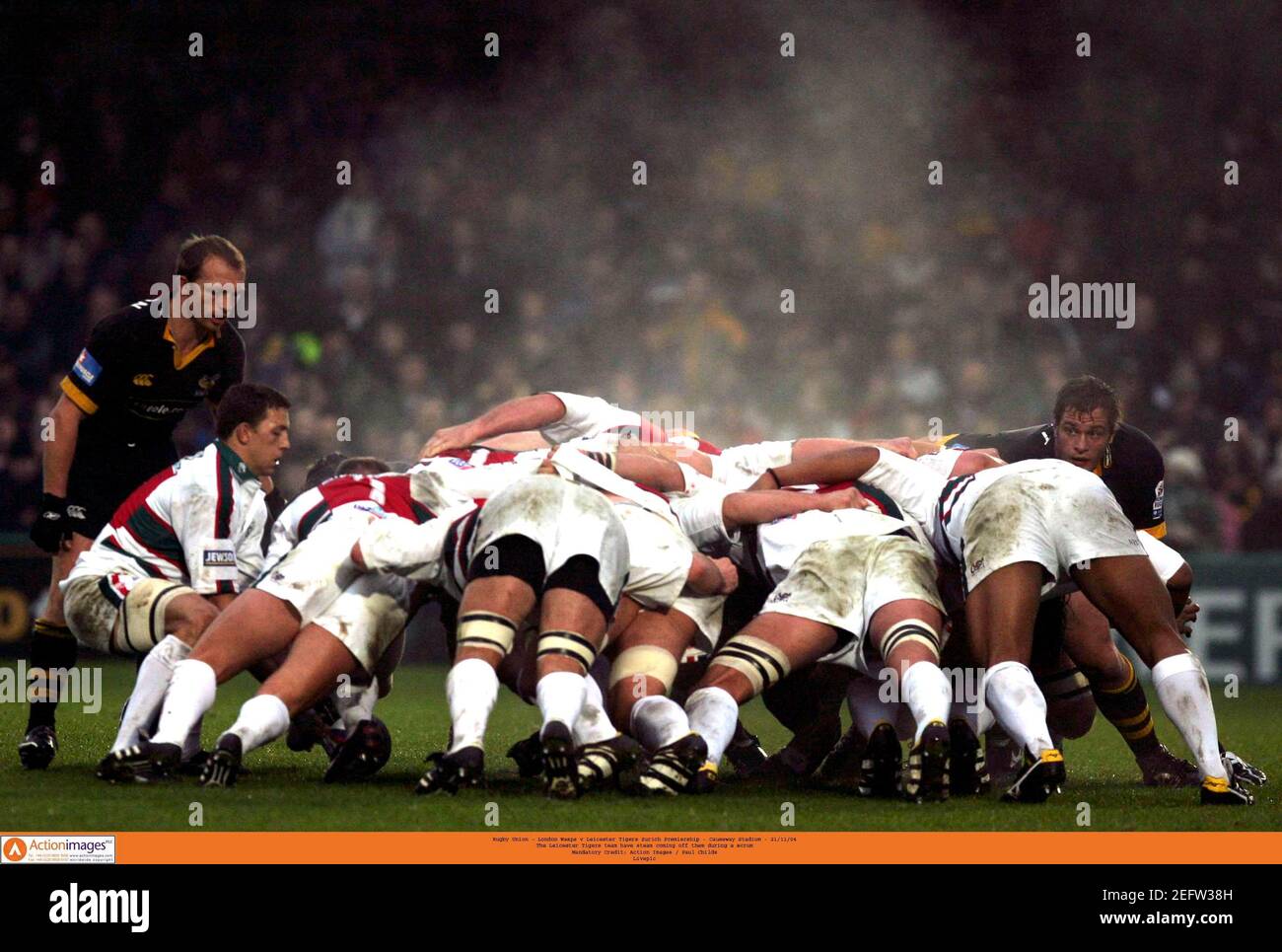 Rugby scrum steam hi-res stock photography and images - Alamy