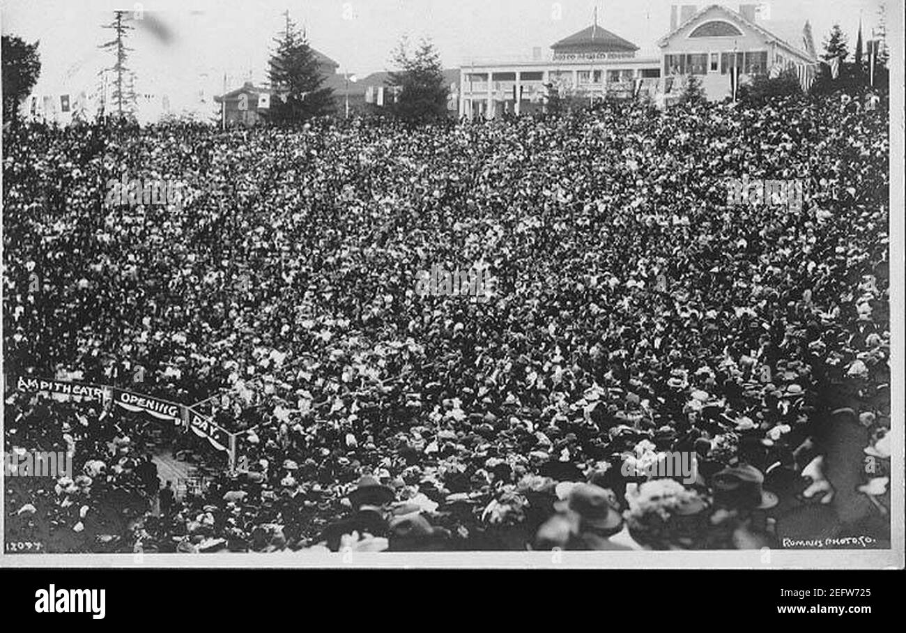 Opening ceremonies at the Amphitheatre, Alaska Yukon Pacific Exposition ...