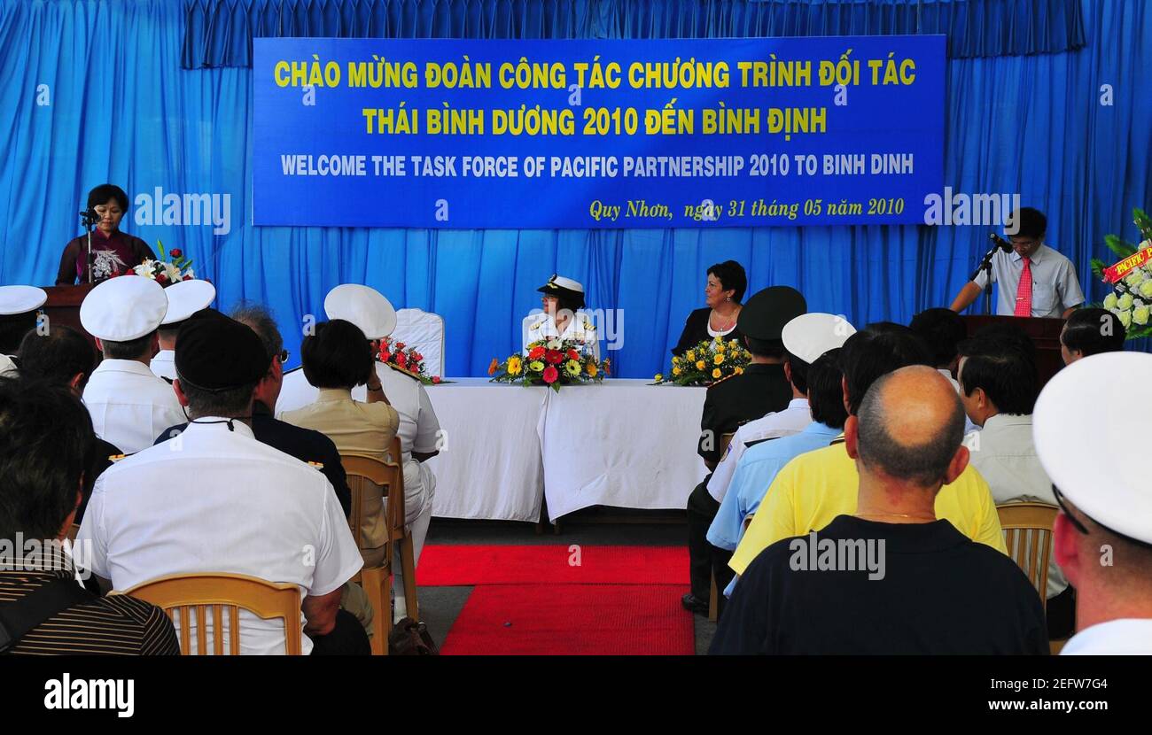 Opening ceremony of Pacific Partnership 2010 Stock Photo - Alamy