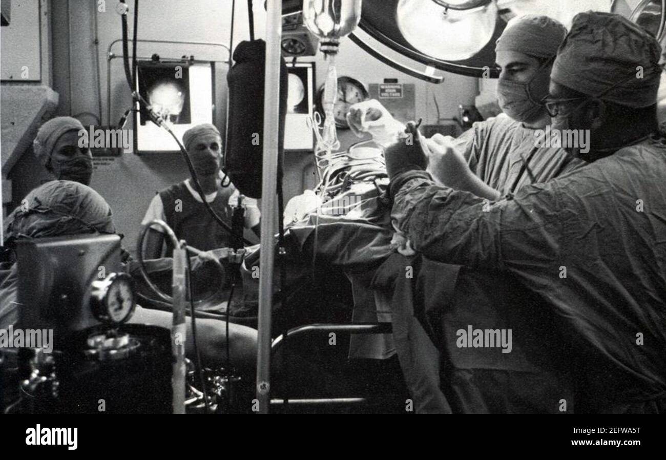 Uss sanctuary hi-res stock photography and images - Alamy