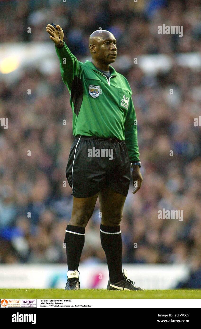 Sport football action referee uriah rennie hi-res stock photography and ...