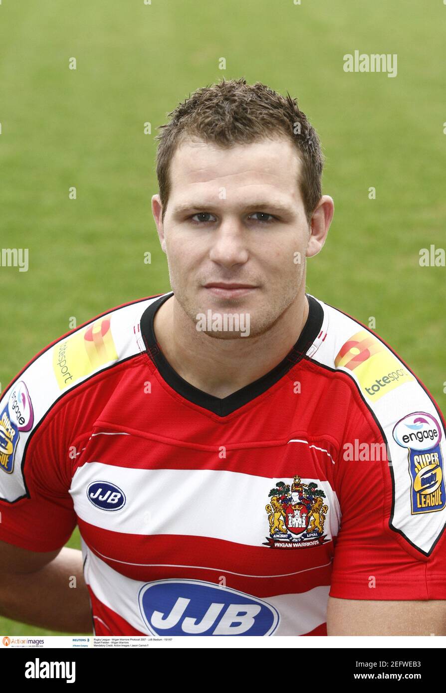 Rugby league action stuart fielden hi-res stock photography and images ...