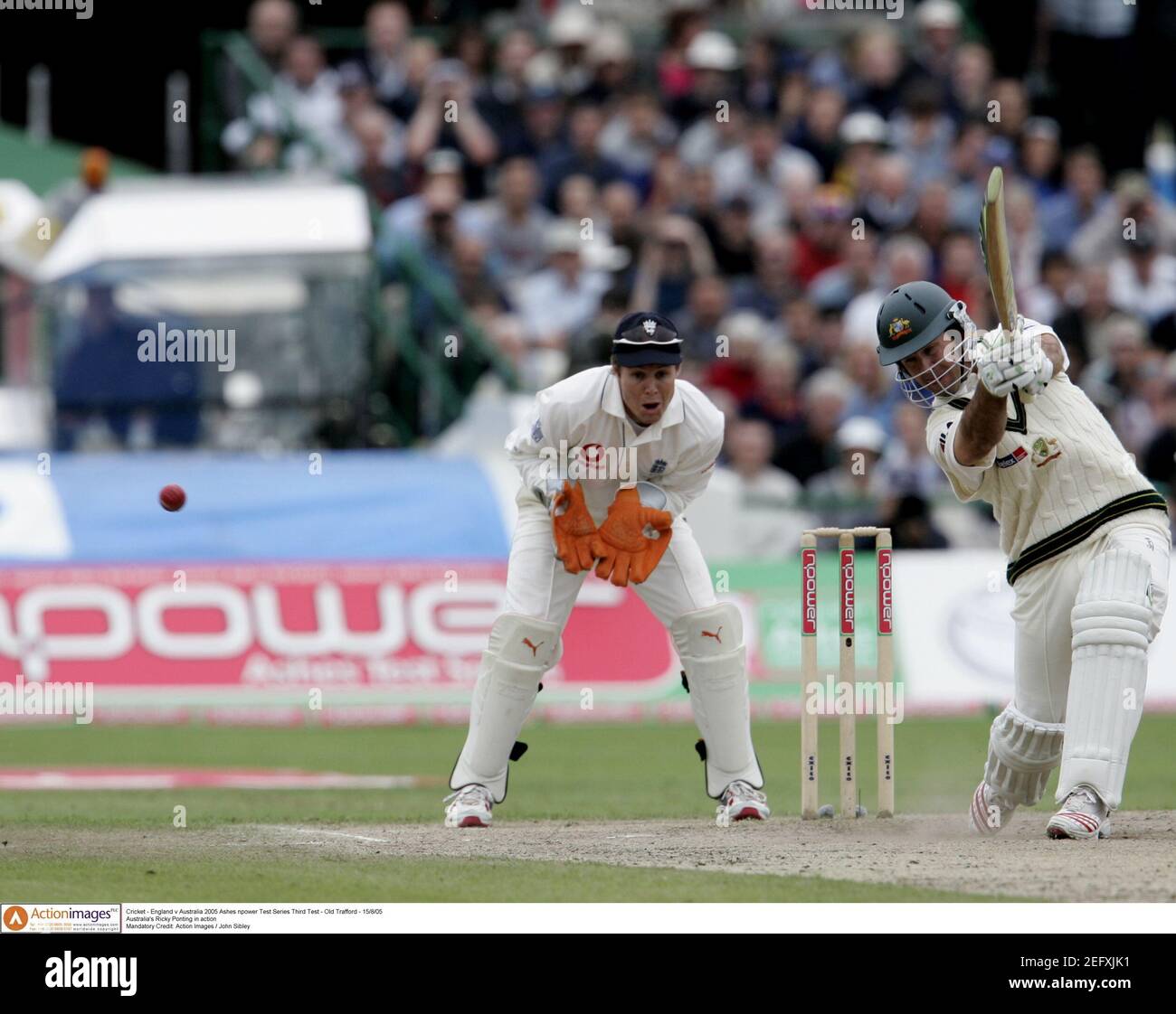 Australias ricky ponting in action hi-res stock photography and images - Alamy