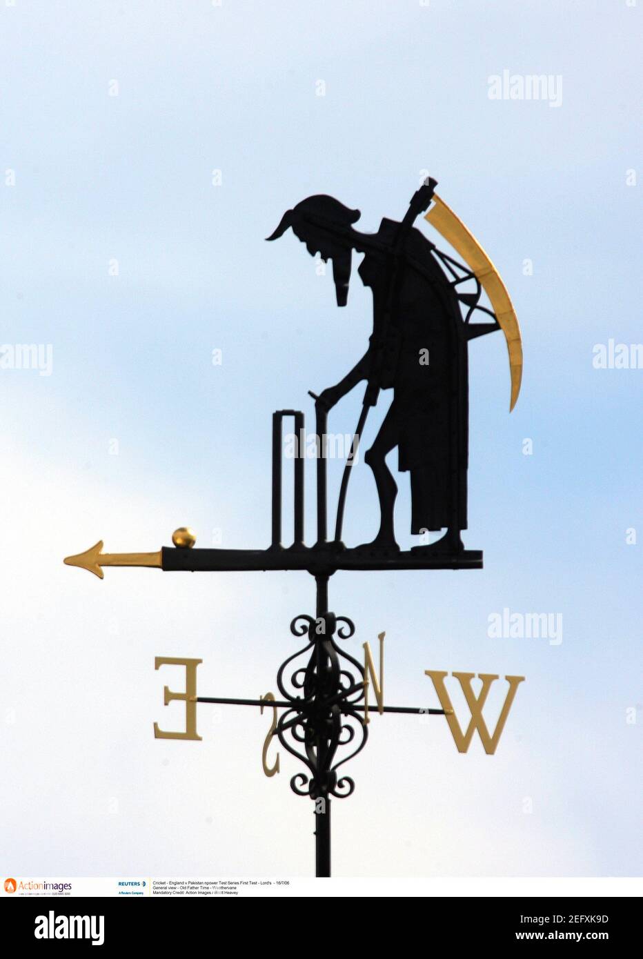 The old father time weathervane hi-res stock photography and images - Alamy