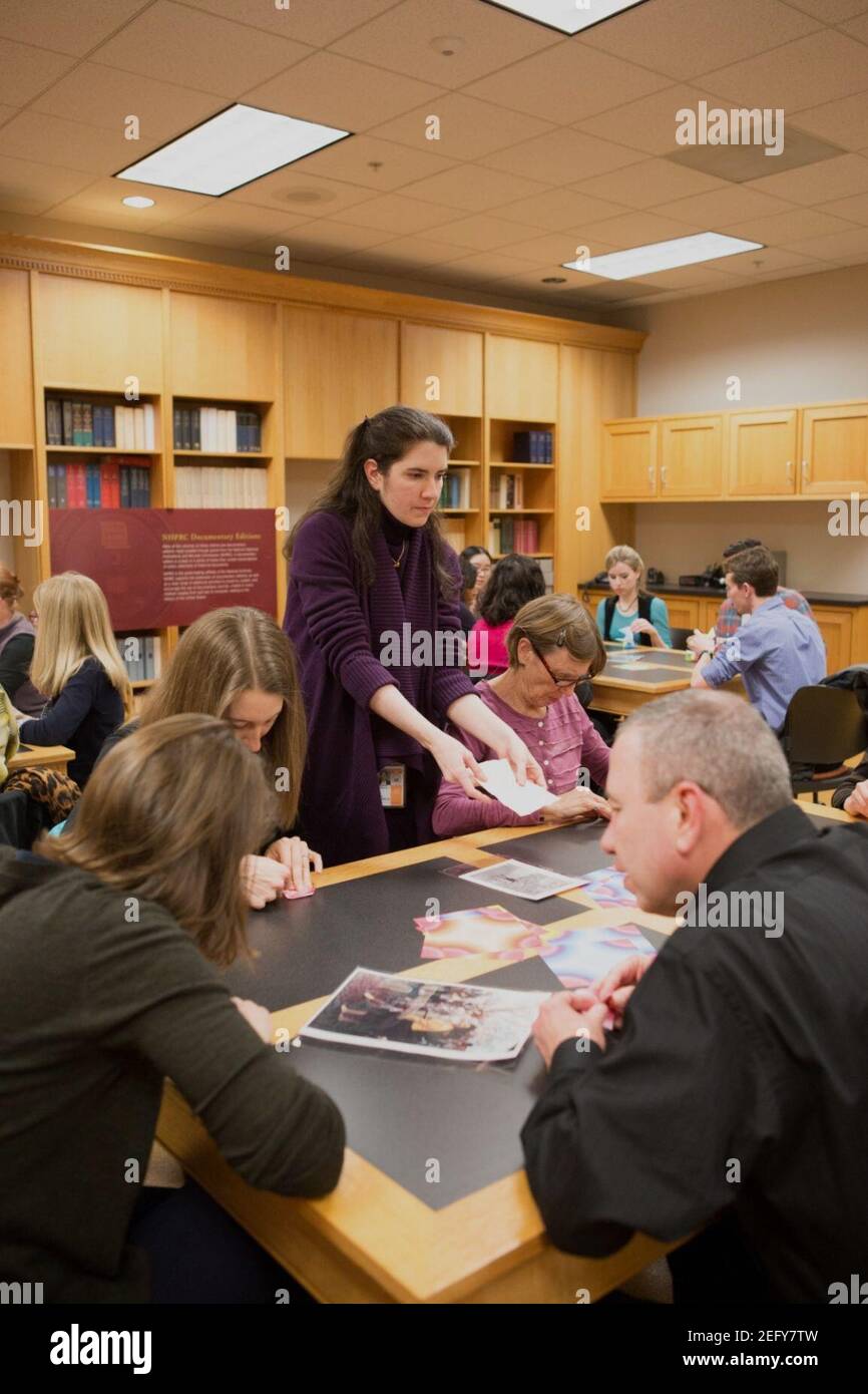 Origami Workshop (16818929368 Stock Photo - Alamy