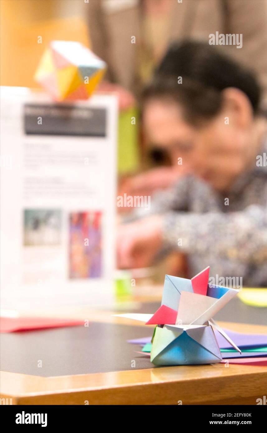 Origami Workshop (17006669415 Stock Photo - Alamy