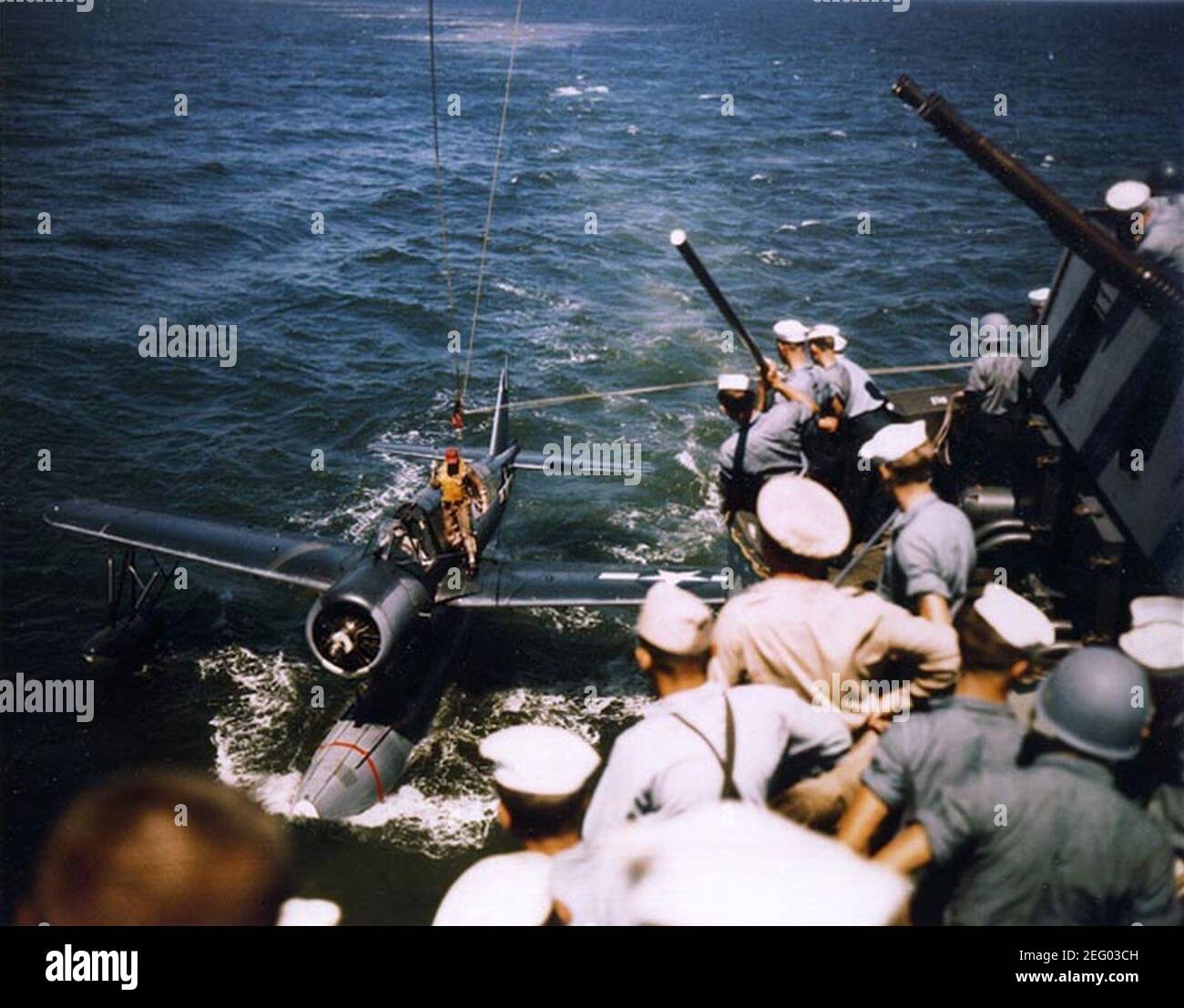 OS2U returns to USS Missouri (BB-63) in 1944 Stock Photo - Alamy