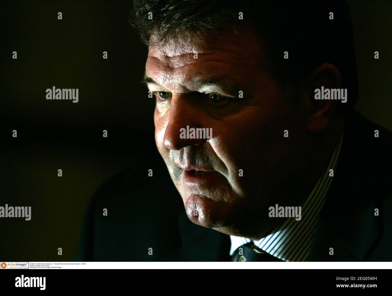 John toshack press conference vale resort hi-res stock photography and ...