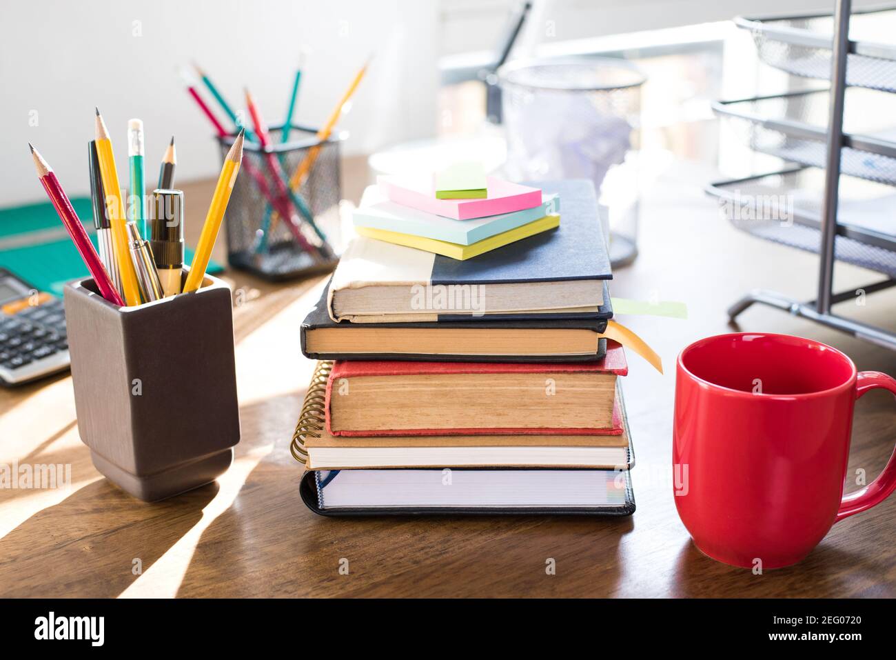 Table stationery hi-res stock photography and images - Alamy