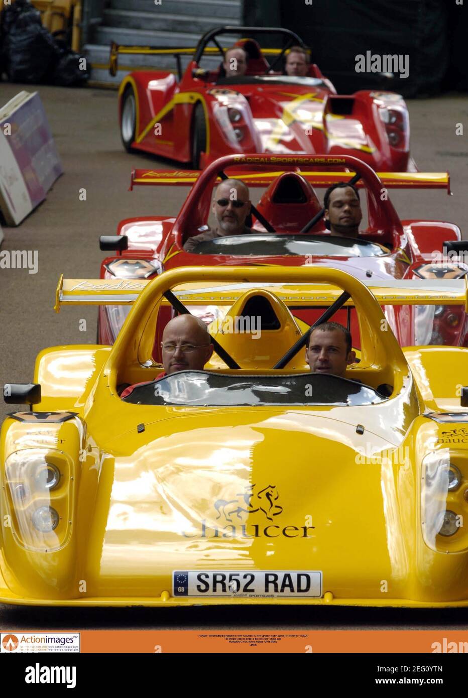 Wolves kit launch hi-res stock photography and images - Alamy