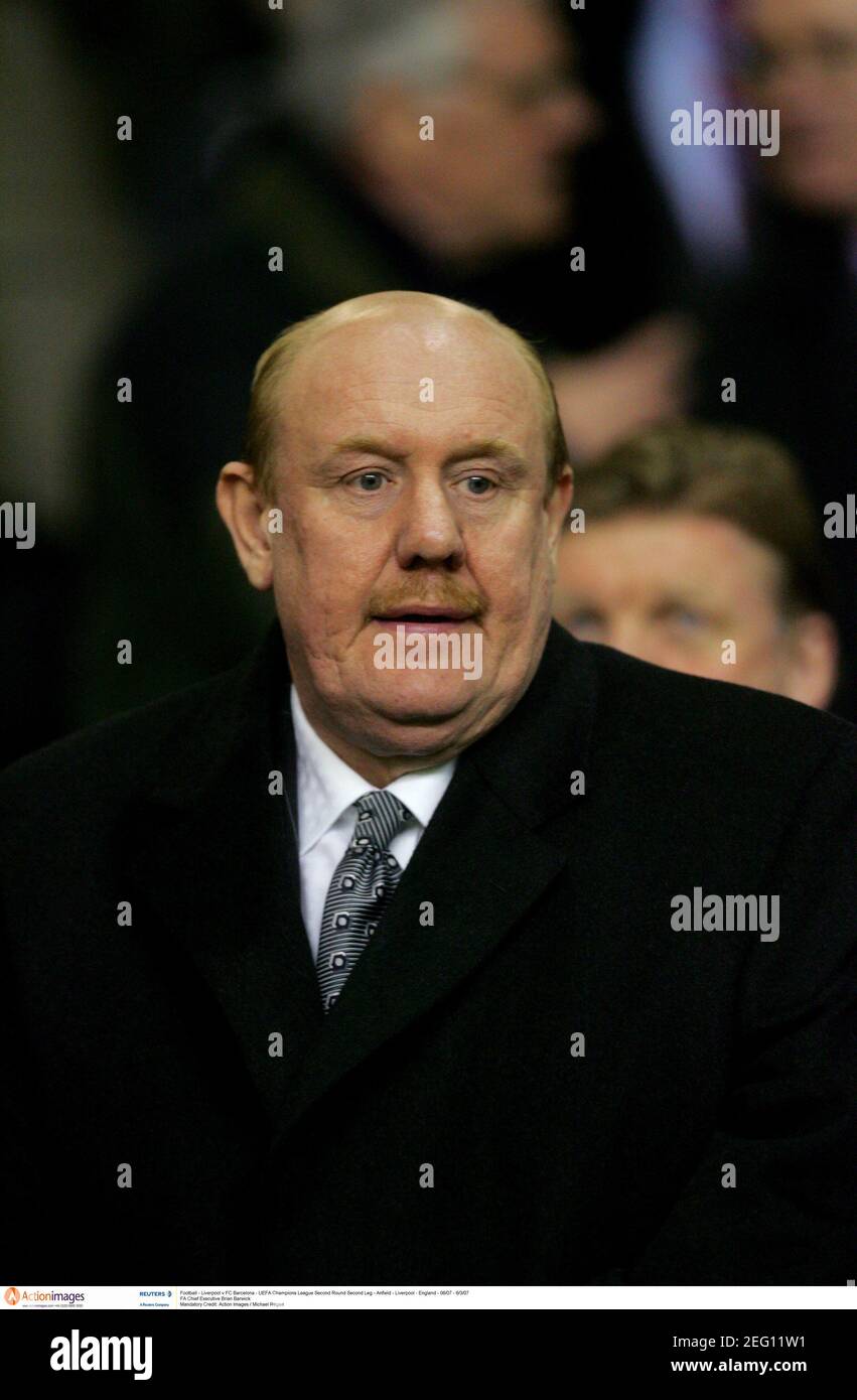 Fa chief executive brian barwick hi-res stock photography and images ...