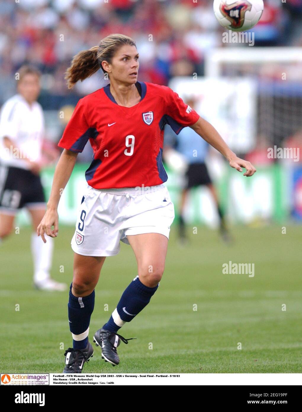 Mia Hamm Shooting
