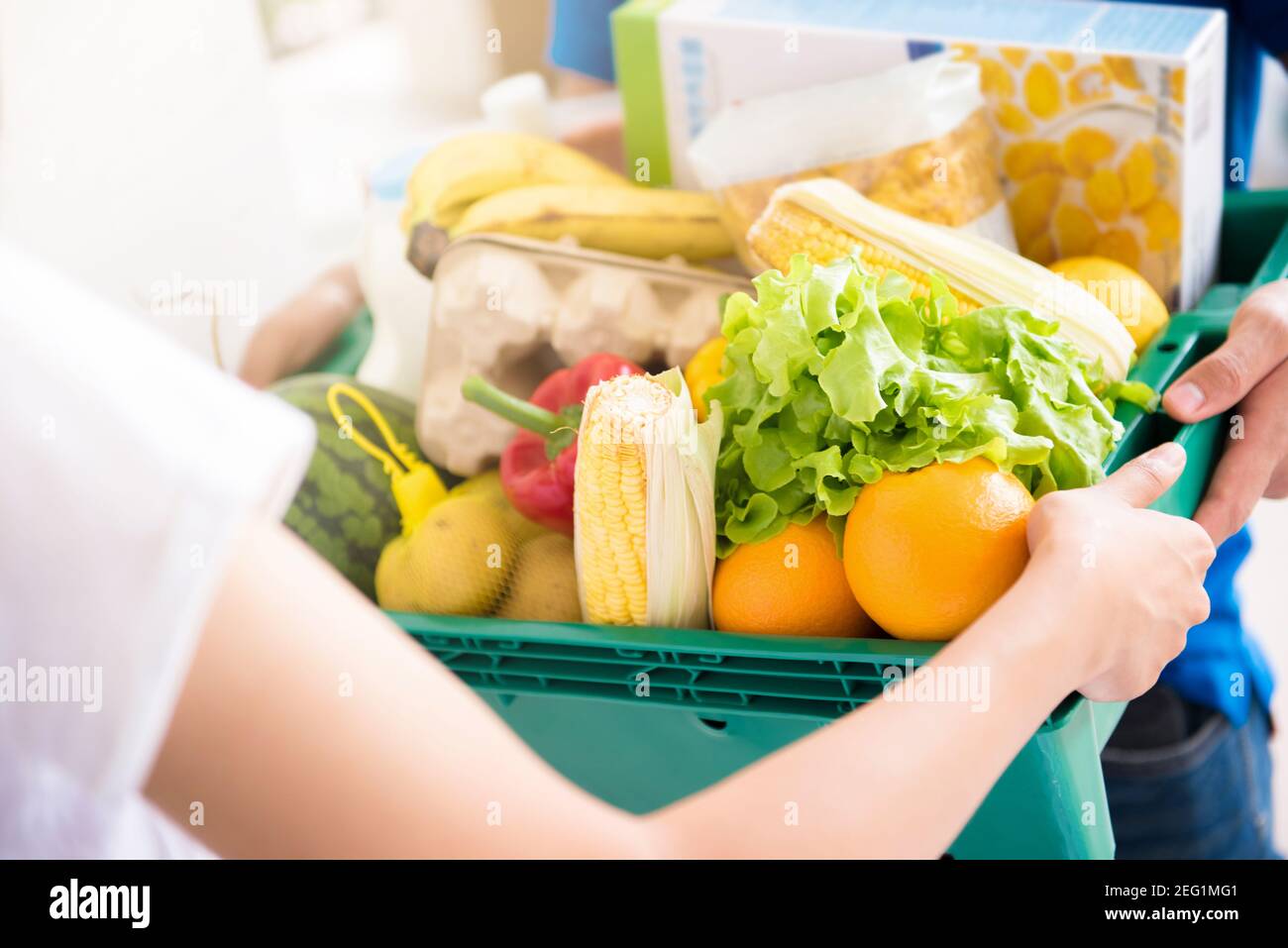 Customer service supermarket hi-res stock photography and images - Alamy