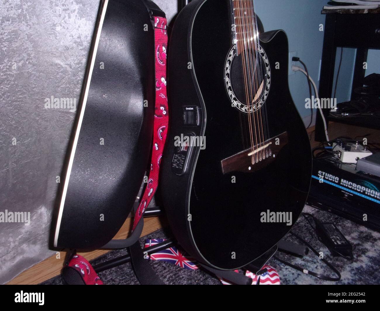 Photograph of a 12 string Ovation style guitar Stock Photo - Alamy