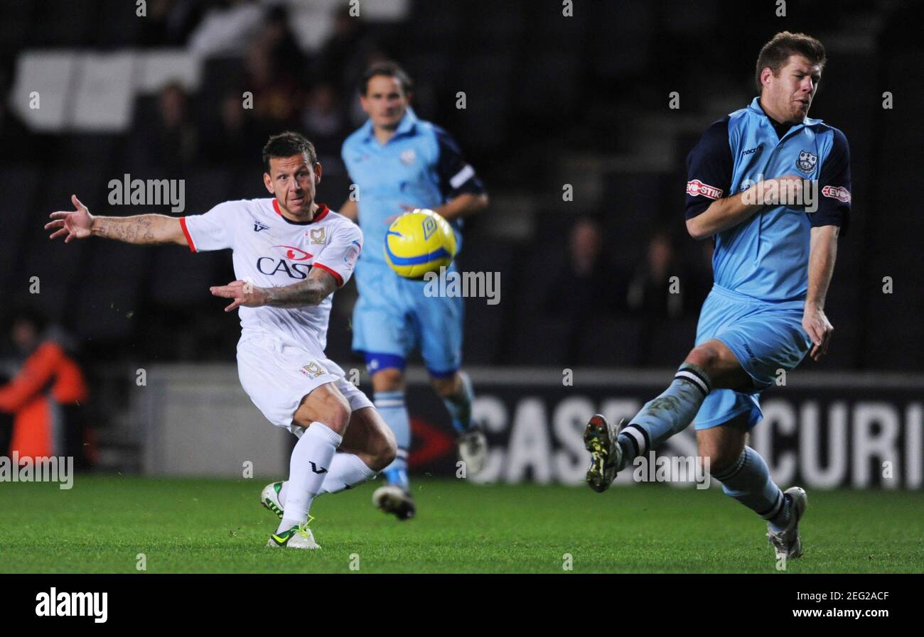 James oshea goal hi-res stock photography and images - Alamy