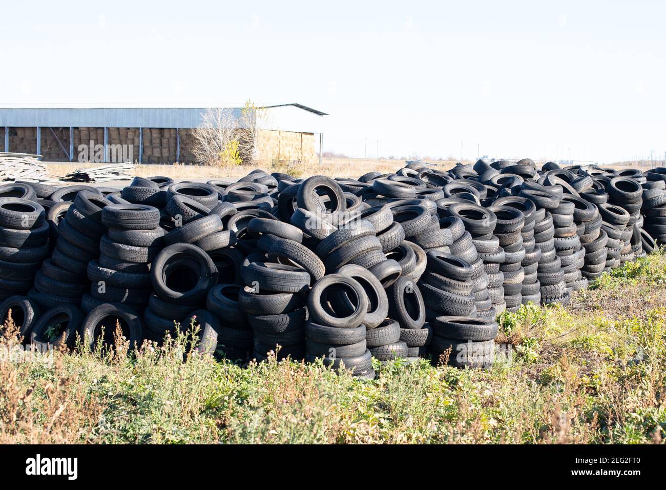 Old unused car tires hi-res stock photography and images - Alamy