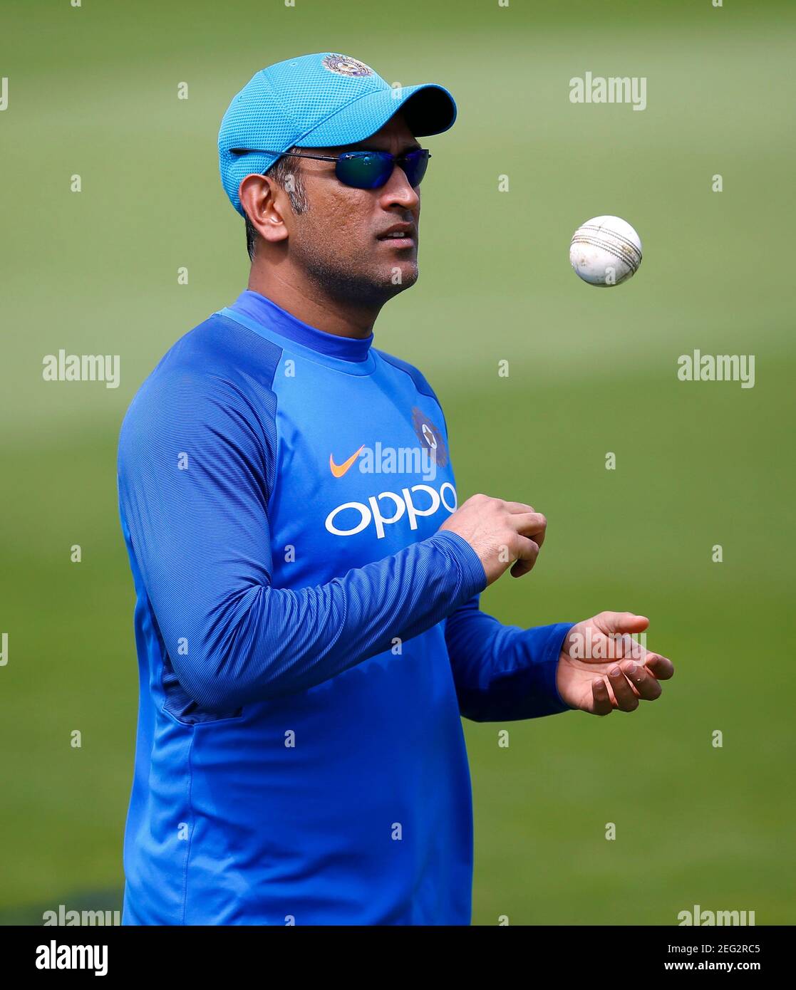 Indias Ms Dhoni High Resolution Stock Photography and Images - Alamy