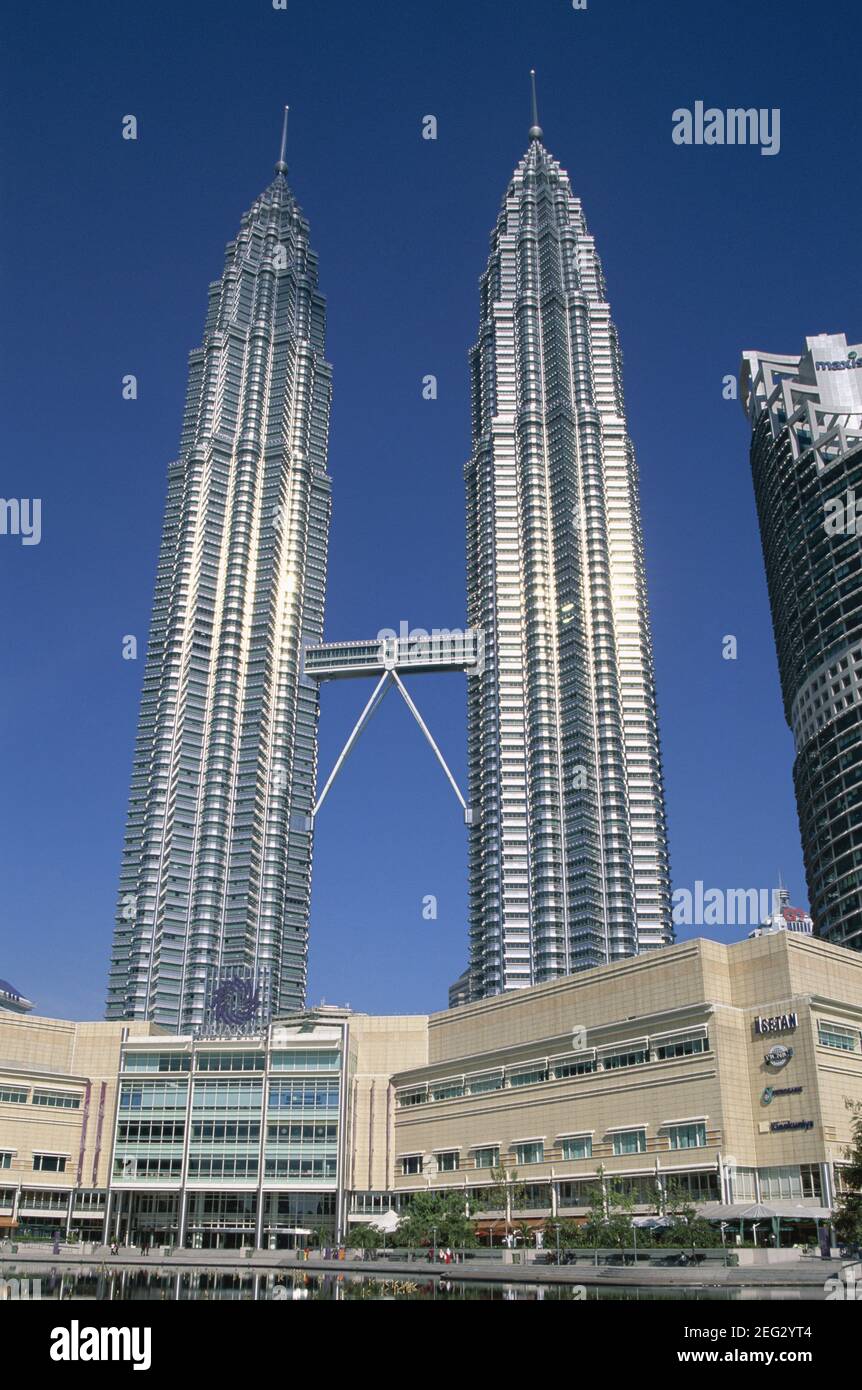 Asia,Malaysia, Kuala Lumpur, Petronas Towers aka KLCC Twin Towers Stock ...