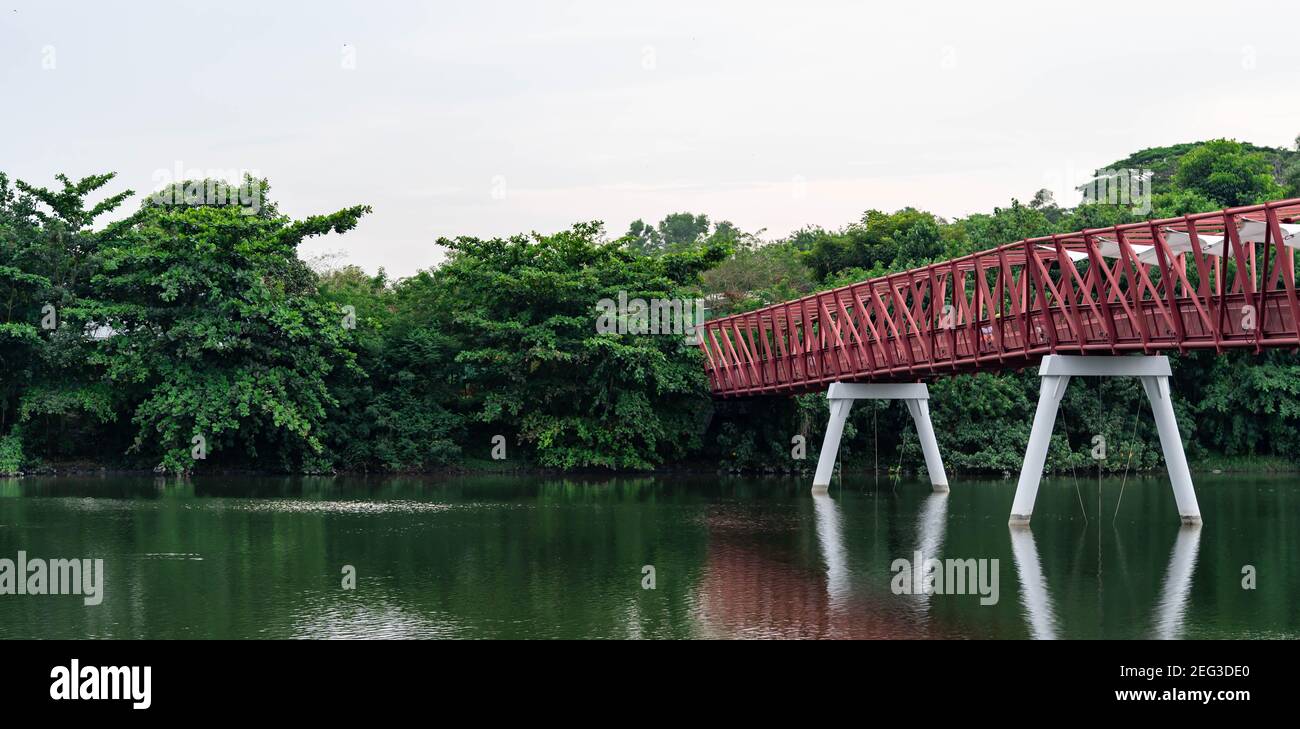 Red bridge singapore punggol hi-res stock photography and images - Alamy