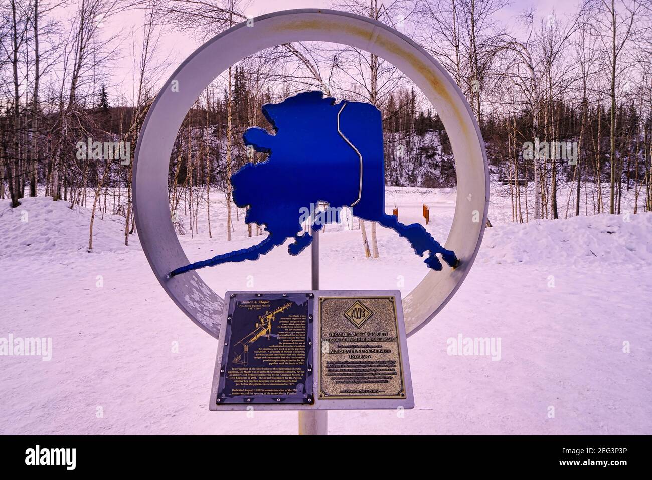 Trans alaska pipeline system hi-res stock photography and images - Alamy