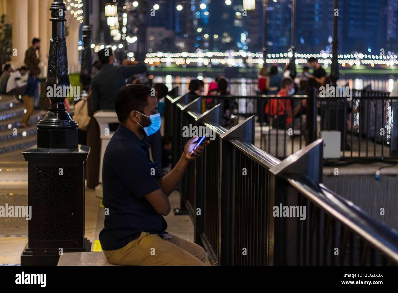 Dubai people mask hi-res stock photography and images - Alamy