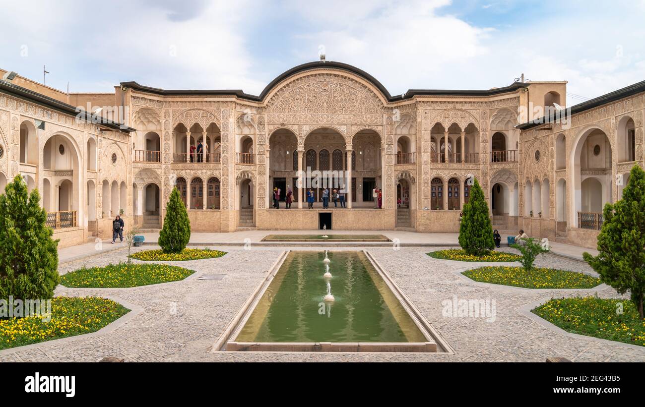 Old iranian mansion hi-res stock photography and images - Alamy