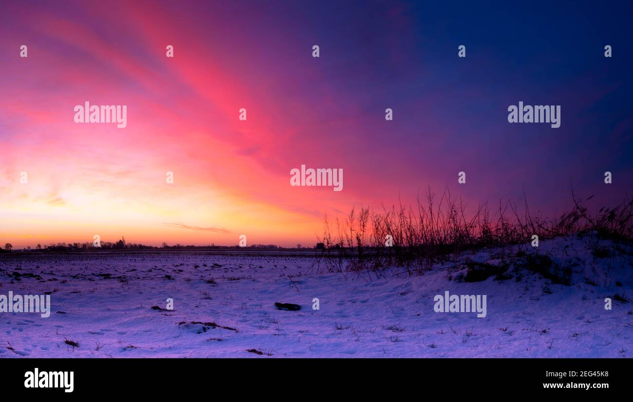 Lincolnshire Fens Winter High Resolution Stock Photography and Images ...