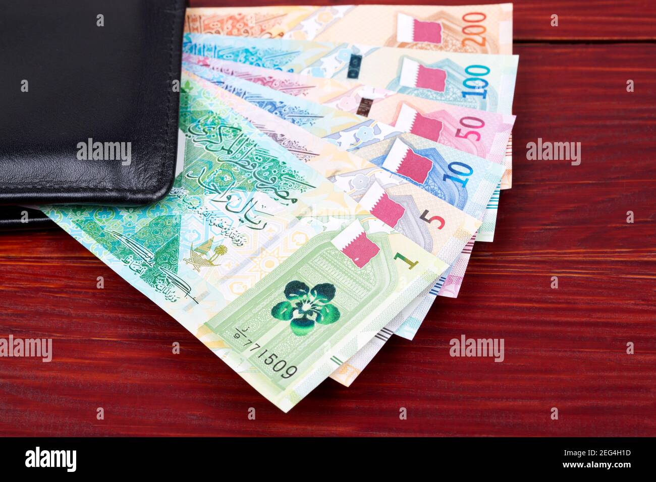 Qatar currency hi-res stock photography and images - Alamy