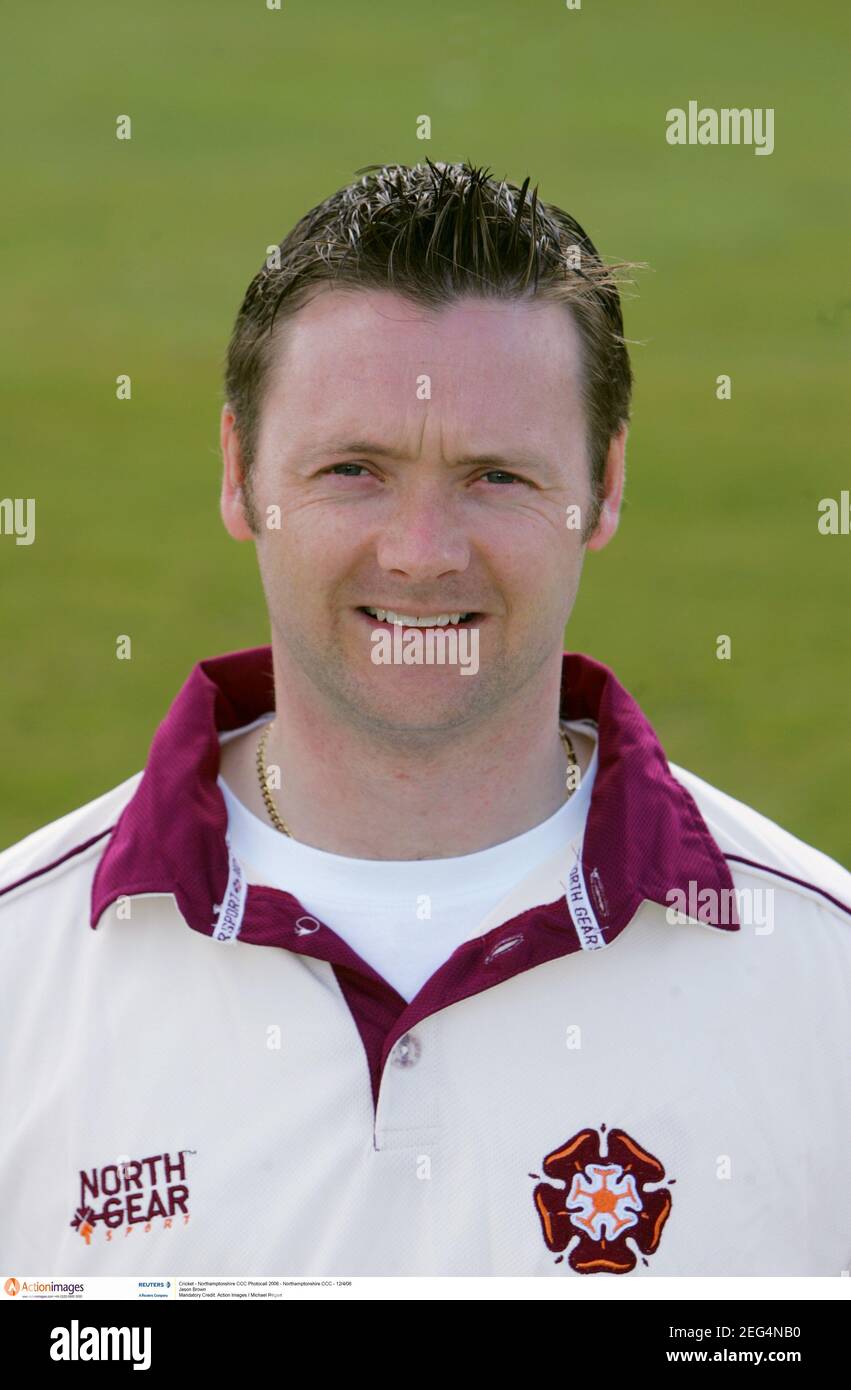 Cricket jason brown hi-res stock photography and images - Alamy