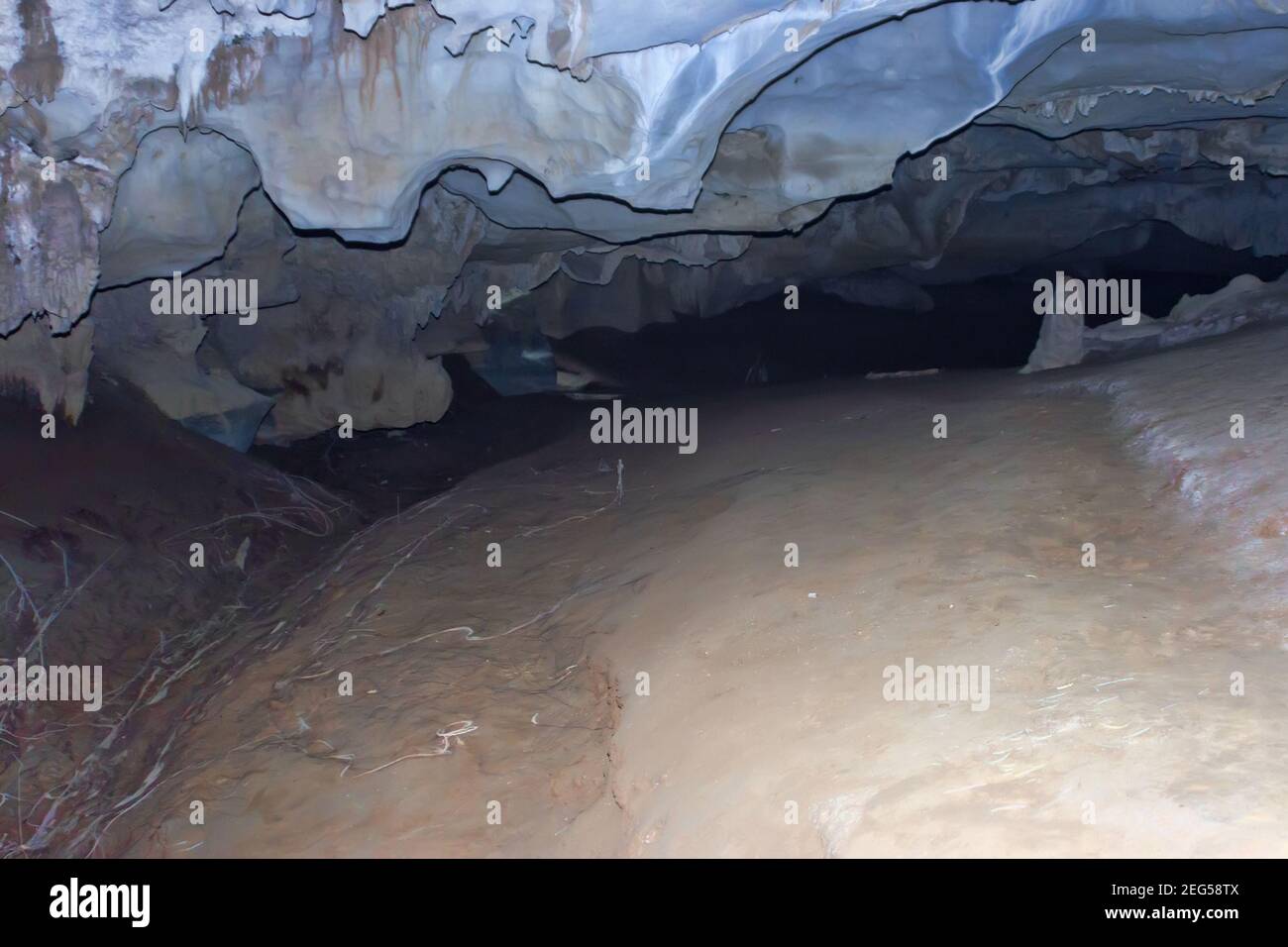 Gypsum crystal cave hi-res stock photography and images - Alamy