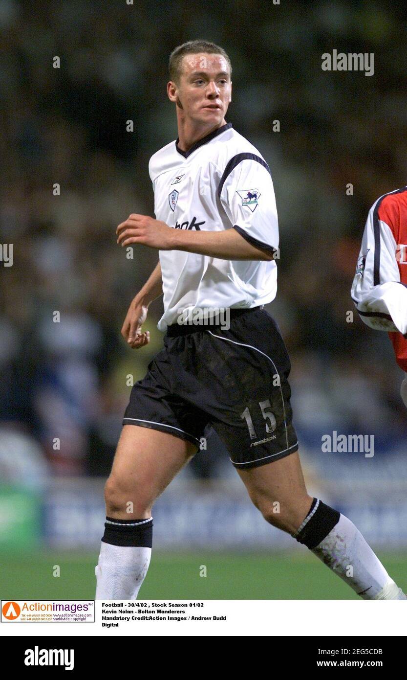 Football action kevin nolan hi-res stock photography and images - Alamy