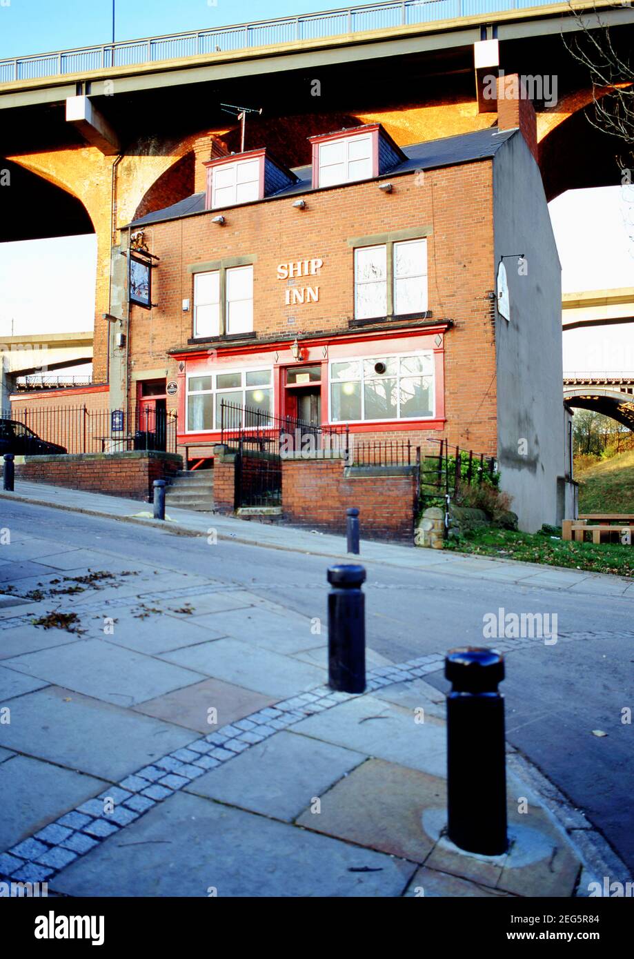 The Ship Inn, Ouseburn, Newcastle upon Tyne, England Stock Photo - Alamy