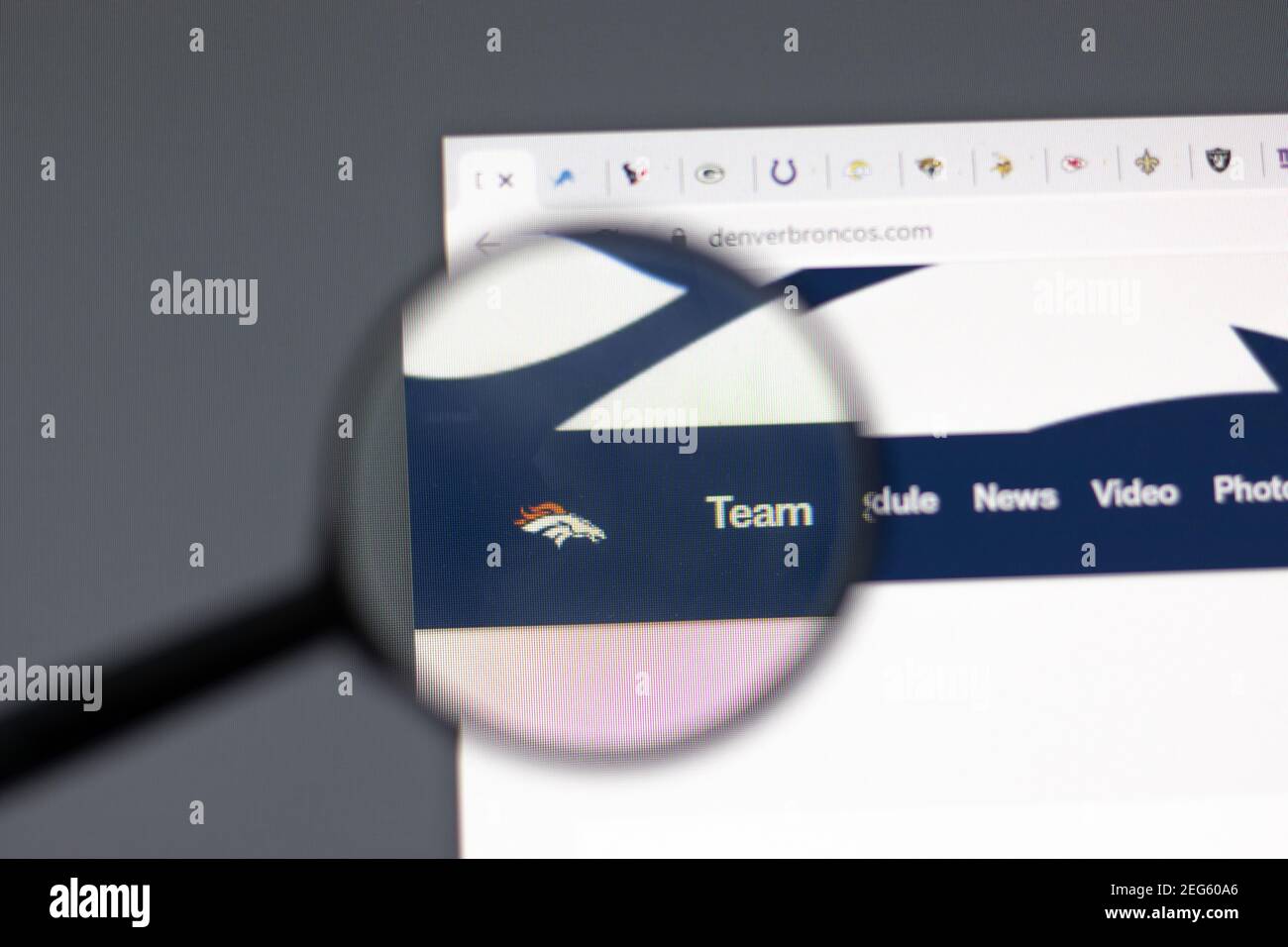 Denver broncos logo hi-res stock photography and images - Alamy