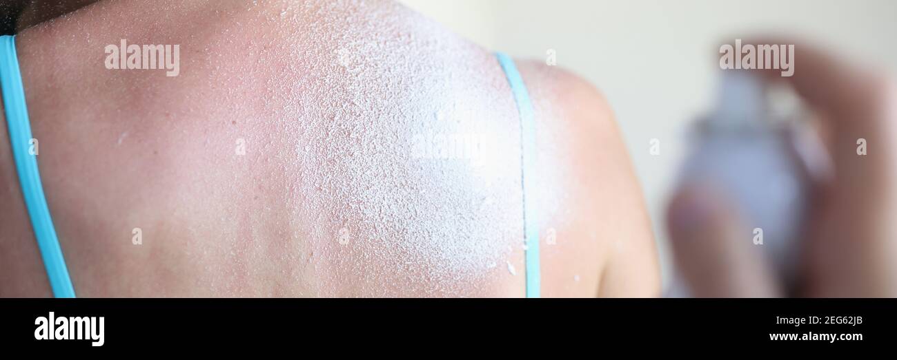 Man spray tan hi-res stock photography and images - Alamy