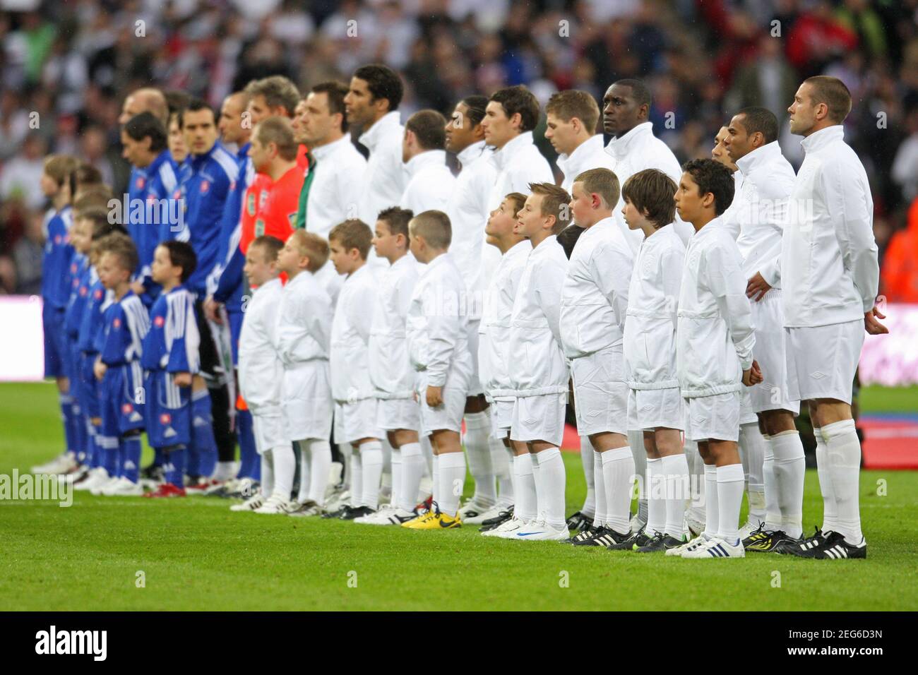 England mascots line up hi-res stock photography and images - Alamy