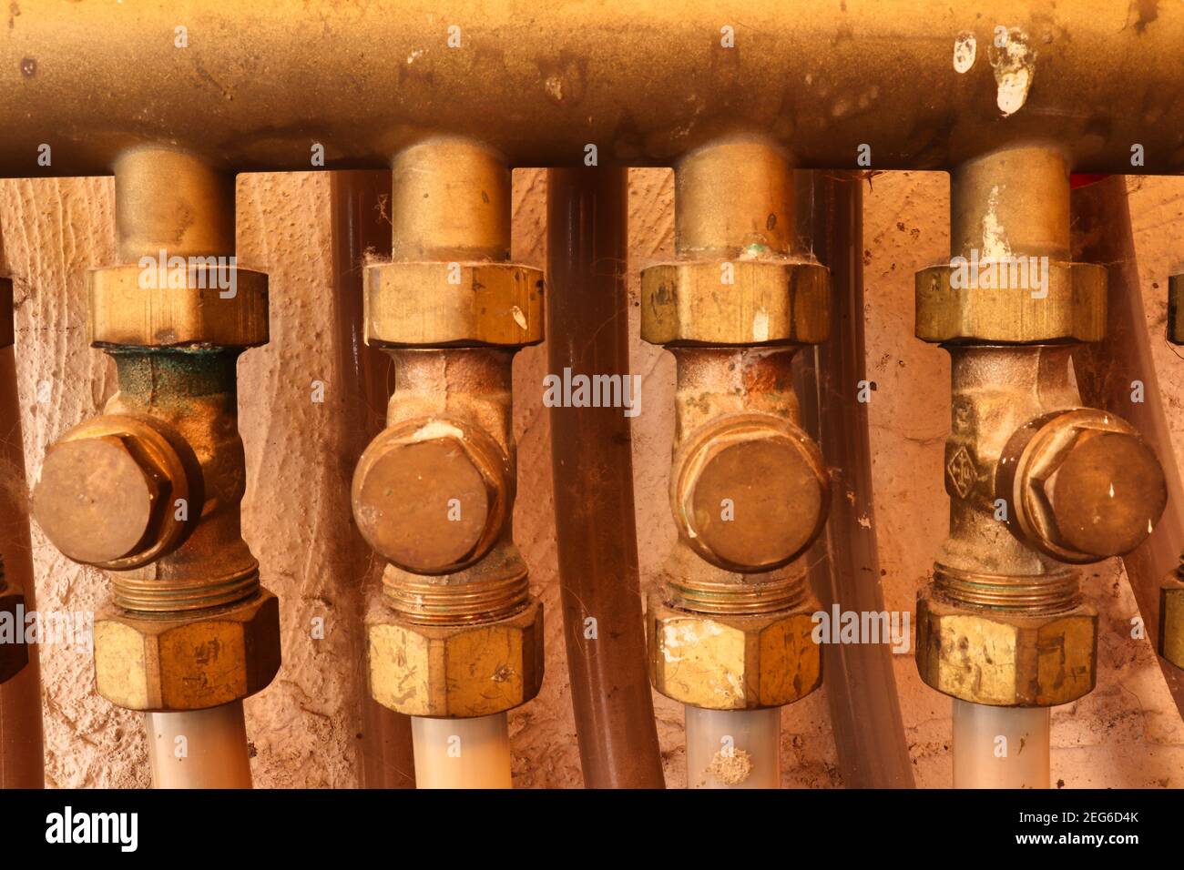 Gold pipes hi-res stock photography and images - Alamy