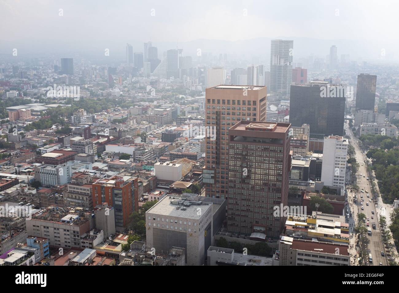 Mexico mexican urban street shot hi-res stock photography and images ...