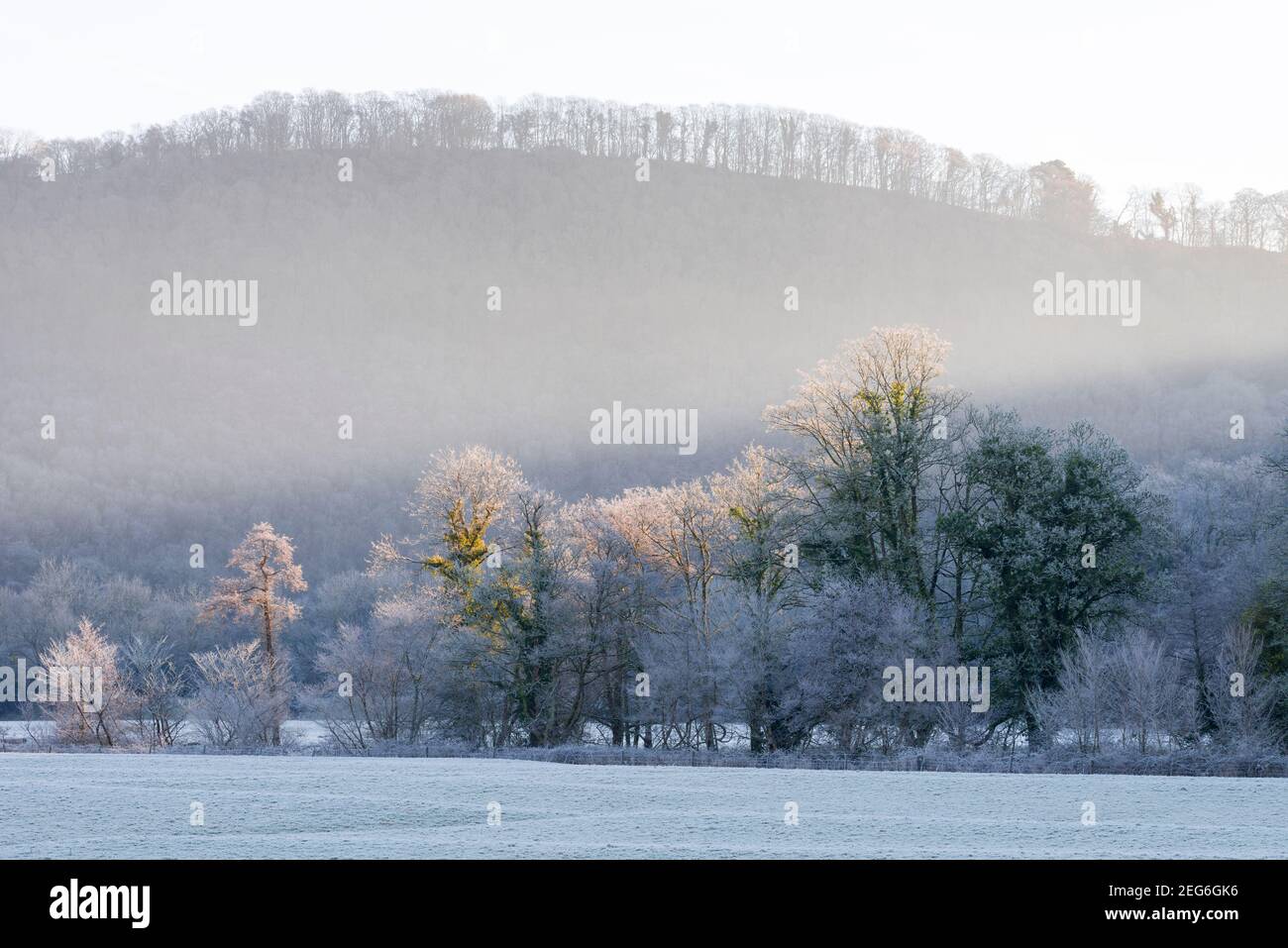 Frosty lining hi-res stock photography and images - Alamy